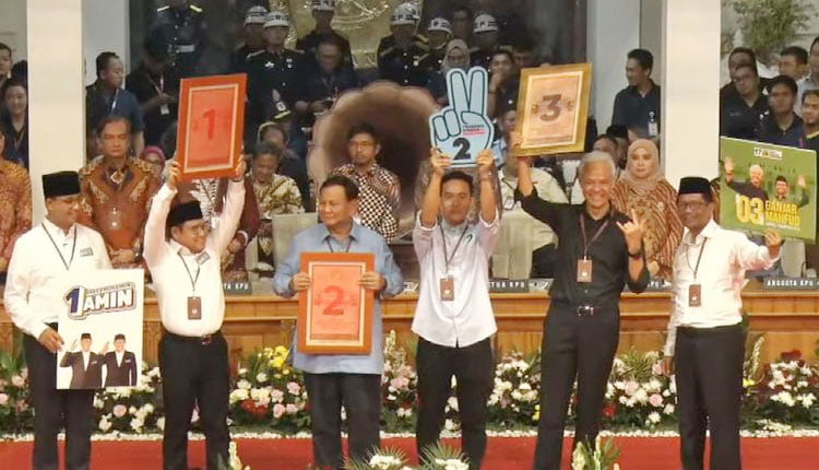 Survei IPO: Prabowo-Gibran Teratas, Anies-Imin Ungguli Ganjar-Mahfud