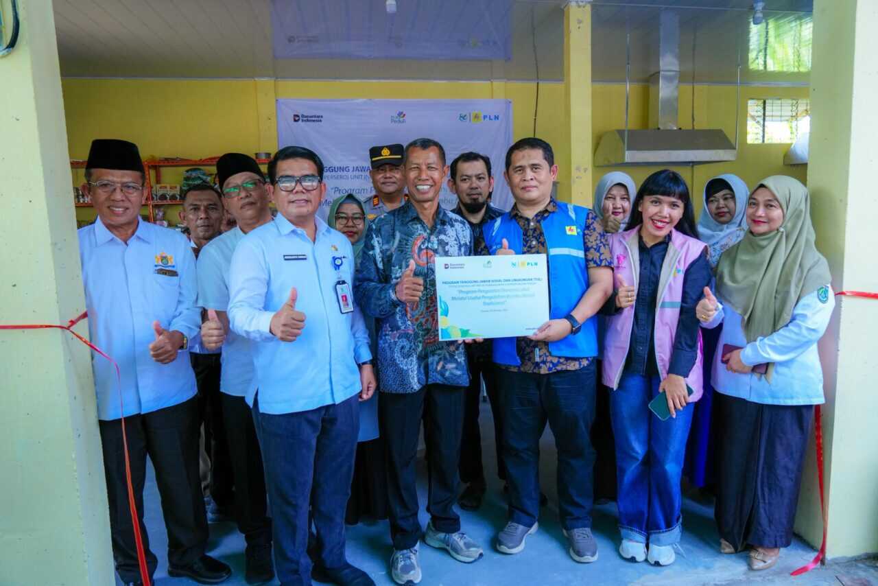 PLN Peduli Hadir Berdayakan Masyarakat Dumai: Dari Dapur Tradisional ...
