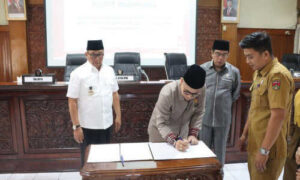 DPRD dan Pemko Bukittinggi Sepakati KUA-PPAS 2026 | Posmetropadang.co.id